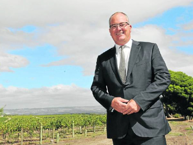 Tourists stay longer, spend more